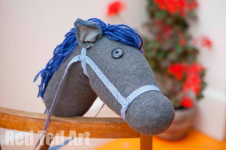 How to make a DIY Hobby Horse - from Red Ted Art
